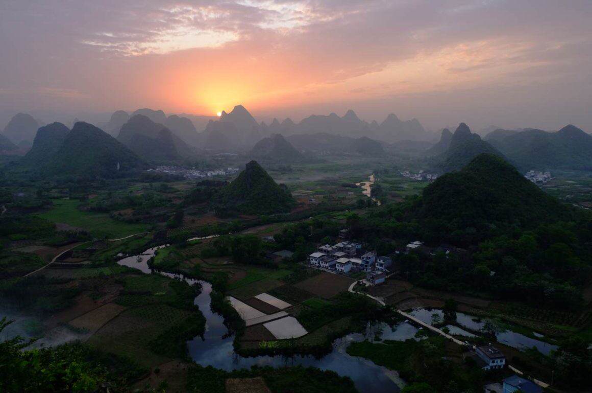 1st glimpse of China´s nature: Yangshuo, the Karst Mountains & Li River