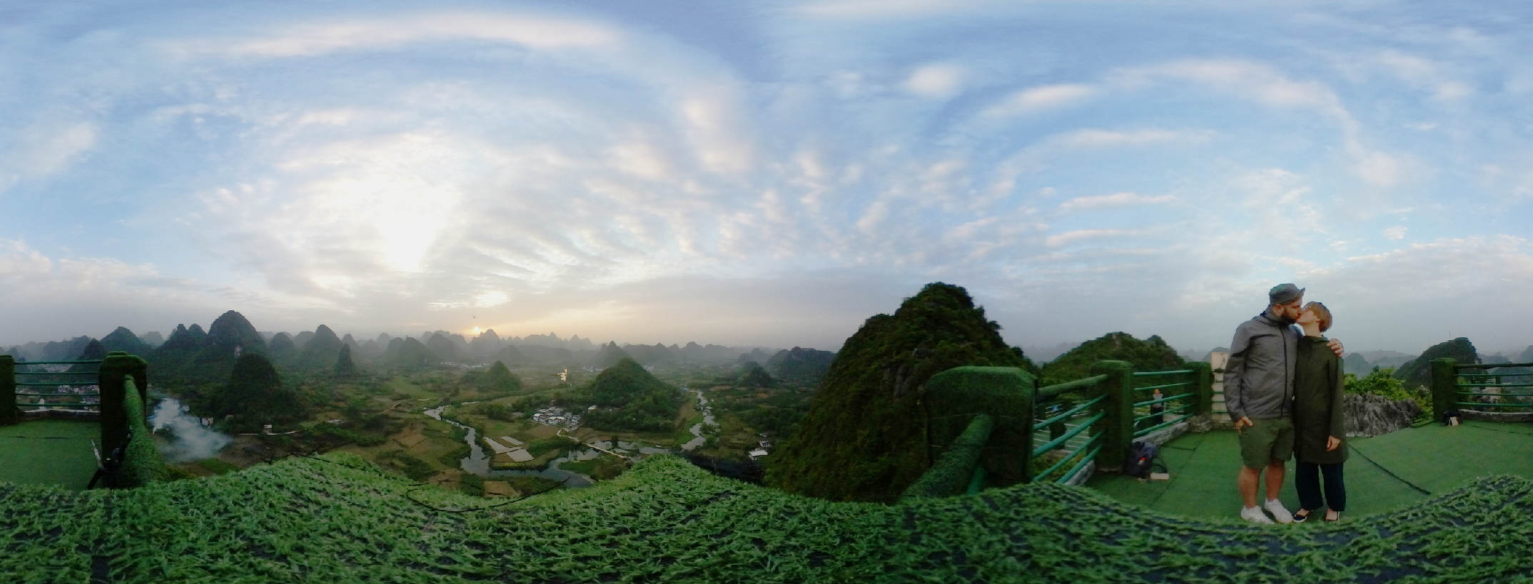 1st glimpse of China´s nature: Yangshuo, the Karst Mountains & Li River