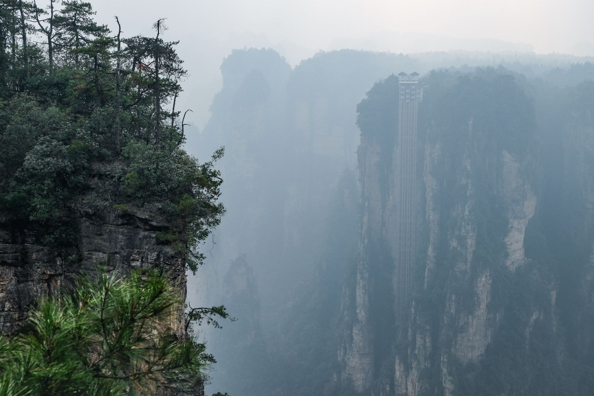 Zhangjiajie Nationalpark: China´s Avatar Berge auf eigene Faust