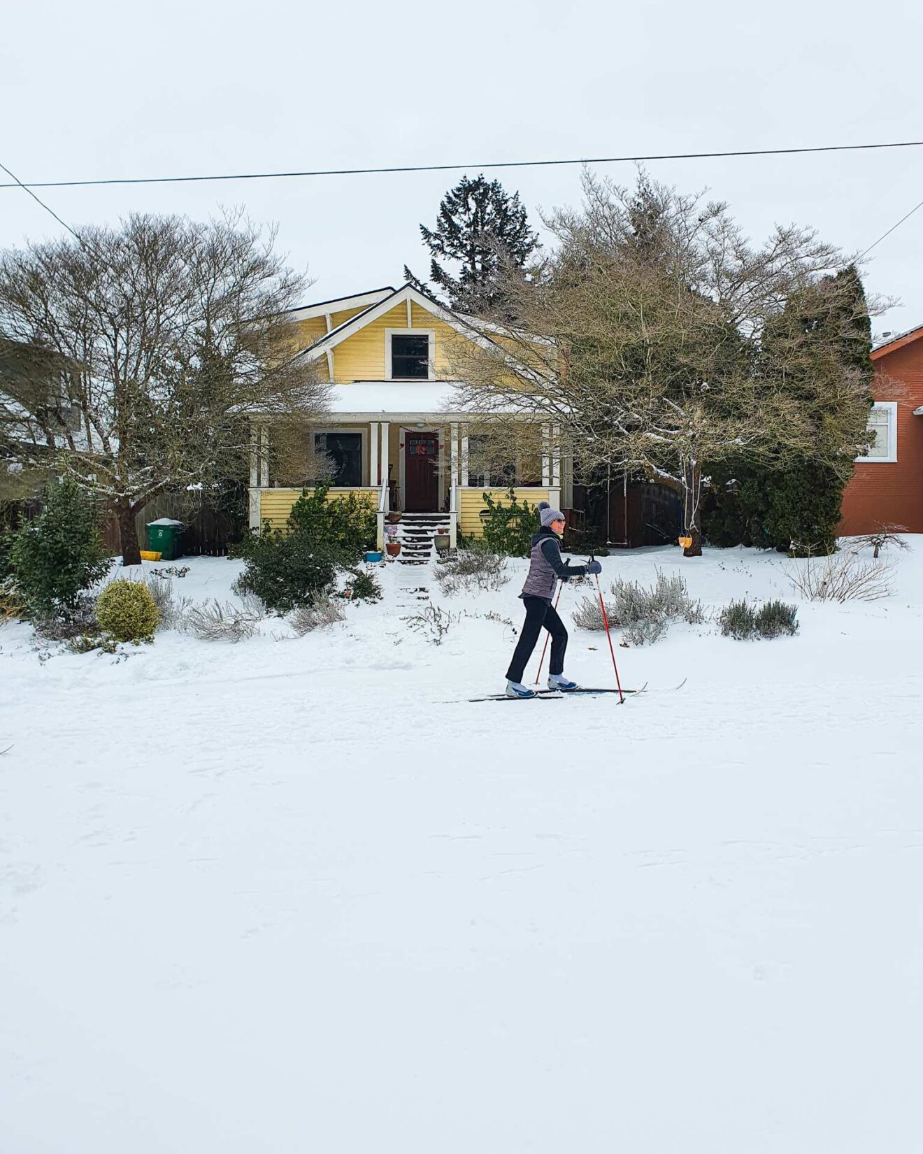 Snow in Portland: Urban skiing & sledging for groceries