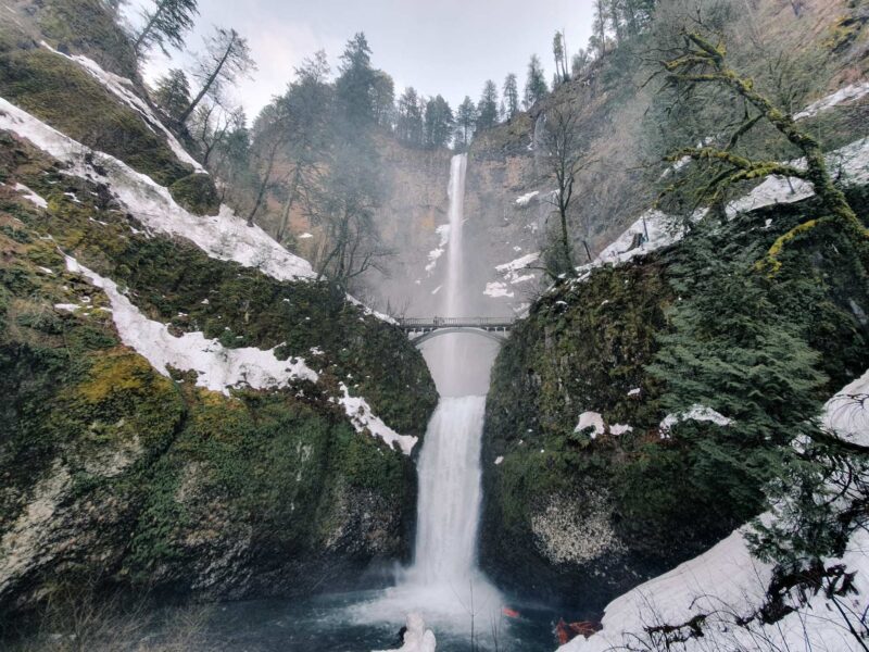 Hiking in snow: How to stay warm + hike safely in winter