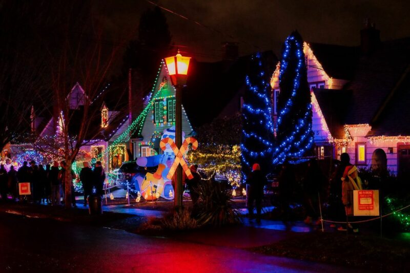 15+ Festive Things to do in Portland in December